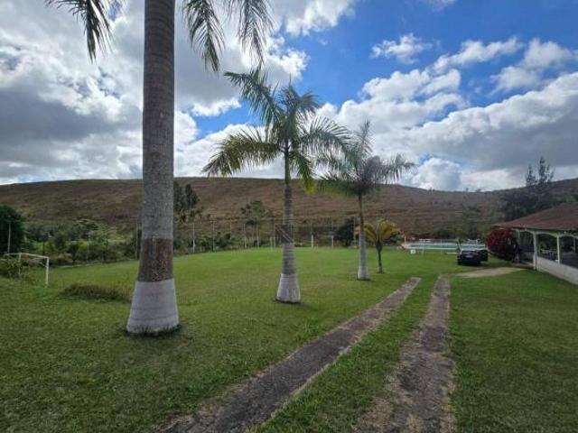 Chácara com 2 dormitórios à venda, 4500 m² por R$ 799.000 Barreira do Triunfo Juiz de Fora/MG