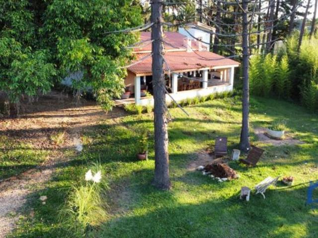 Chácara com 2 Quartos e 3 banheiros, 2.000 m² por R$ 680.000 Cód. ch2305