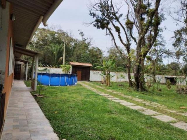 Chácara com 2 quartos e área gourmet em Itanhaém