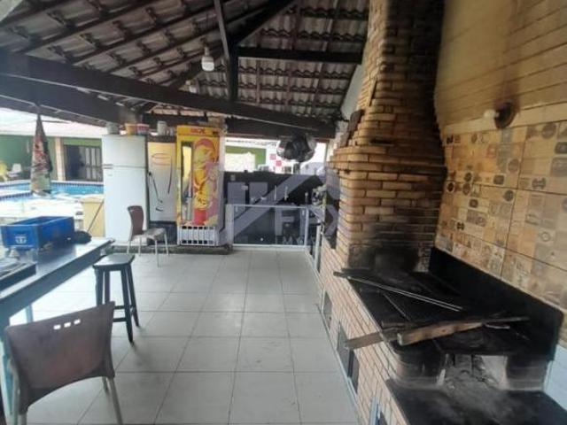 Chácara com 2 quartos e piscina em Itanhaém