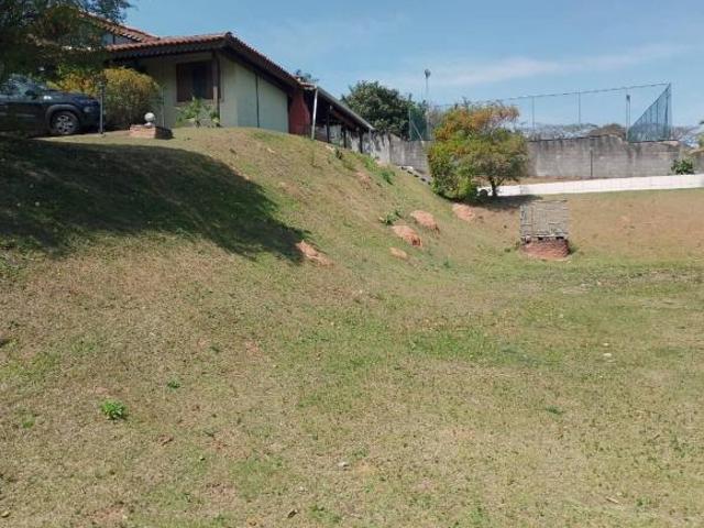 CHÁCARA COM 2.000 M² COM CASA SEDE/POMAR/PISCINA À VENDA EM ITATIBA