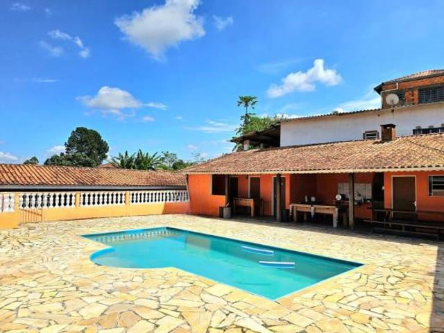 CHÁCARA COM 2.000 M², DUAS CASAS E PISCINA COD: 5523 F: 11 97302 9229 CESAR
