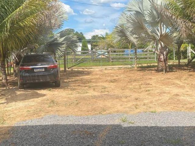 Chácara com 2.000m² no Rio Uru Goiás Chácara à Venda, 2000.00 por R$ 340000.00 AD33371