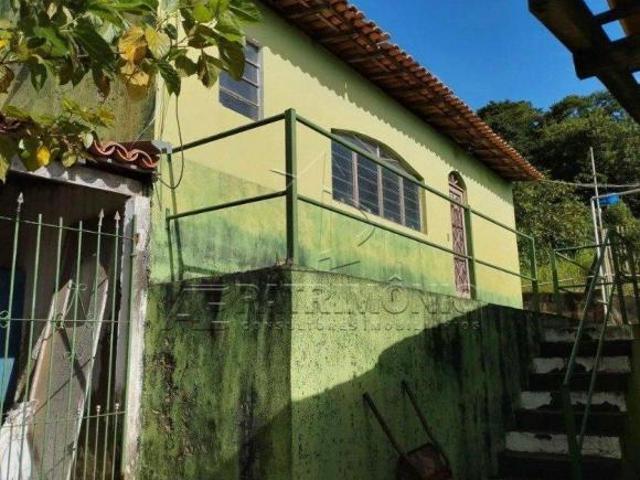 CHACARA COM 2.300M² PIEDADE