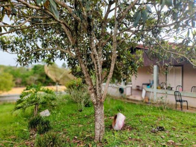 Chácara com 3 casas à Venda – Capela do Alto/SP