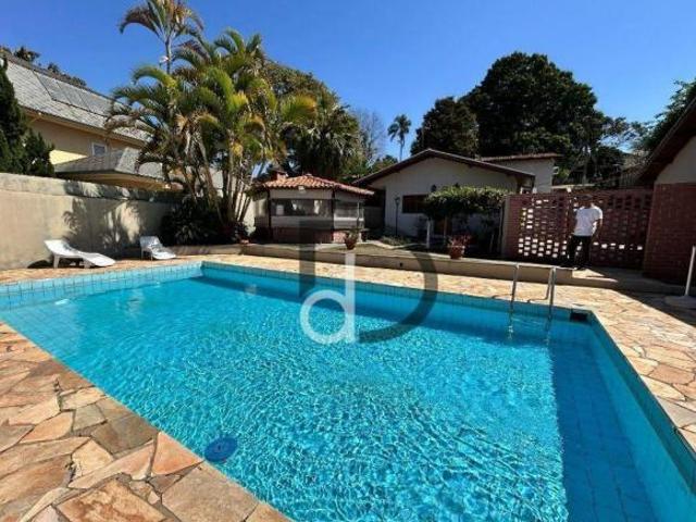 chácara com 3 casas á venda em condomínio fechado 2000m² por R$ 2.400.000 Vista Alegre Vinhedo/S