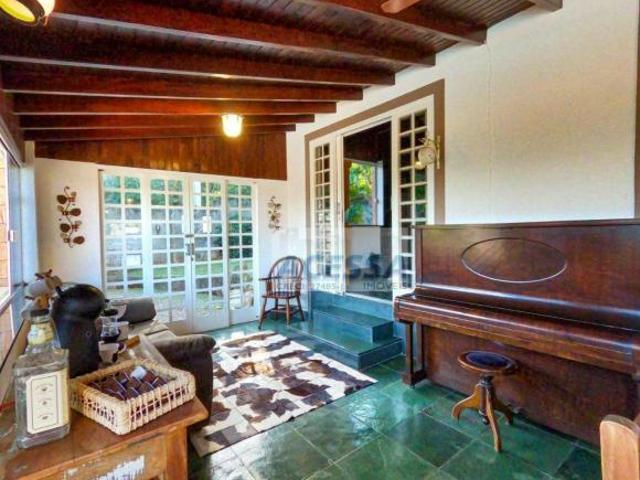 Chácara com 3 dormitórios à venda, 1090 m² por R$ 1.500.000,00 Jardim São Pedro Águas de Santa B