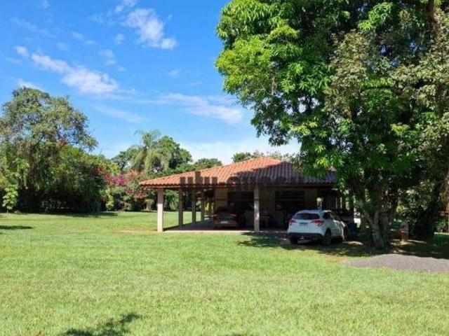 Chácara com 3 dormitórios à venda, 10000 m² por R$ 2.280.000,00 Chapada Salto/SP