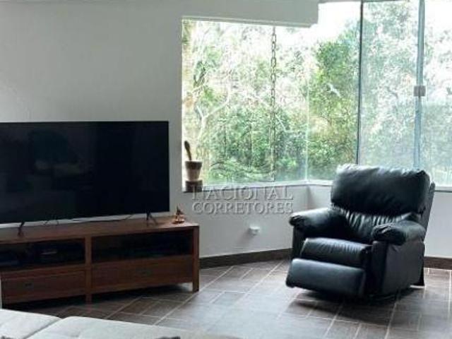 Chácara com 3 dormitórios à venda, 1000 m² por R$ 1.600.000,00 Ipelândia Suz