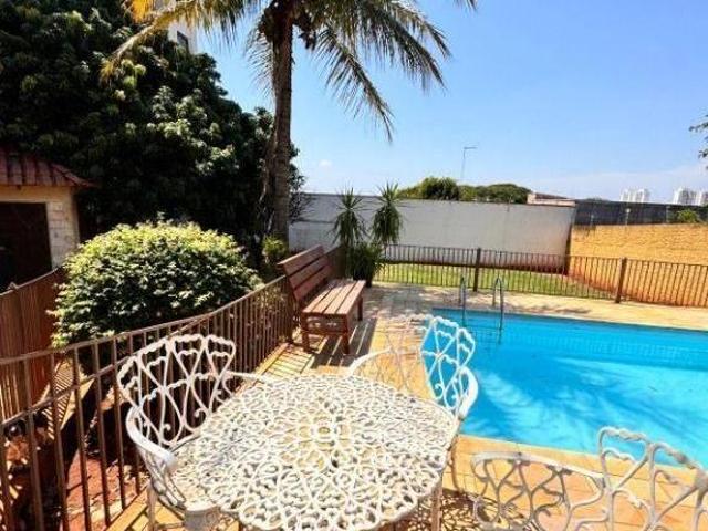 Chácara com 3 dormitórios à venda, 1000 m² por R$ 1.900.000 Parque Rural Fazenda Santa Cândida C