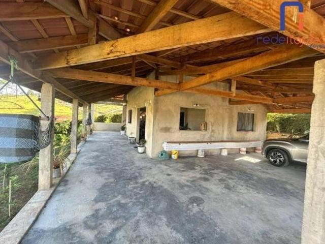 Chácara com 3 dormitórios à venda, 1000 m² por R$ 690.000,00 Maria Da Fe Maria da Fé/MG