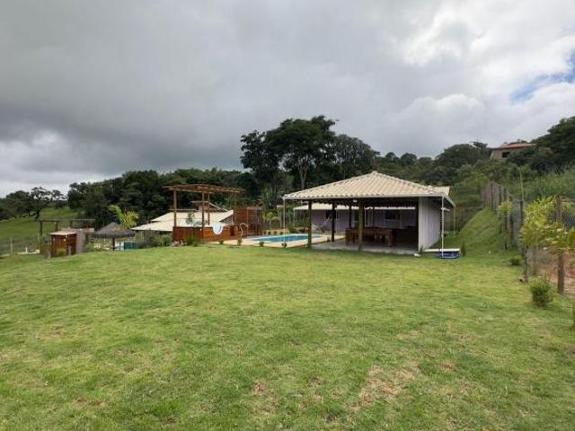 Chácara com 3 dormitórios à venda, 1000 m² por R$ 690.000,00 Pedras Itatiaiuçu/MG