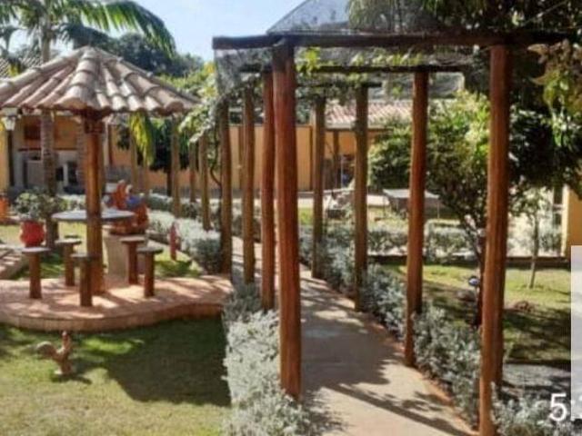 Chácara com 3 dormitórios à venda, 1000 m² por R$ 900.000,00 Estância São Judas Tadeu Zona Rural