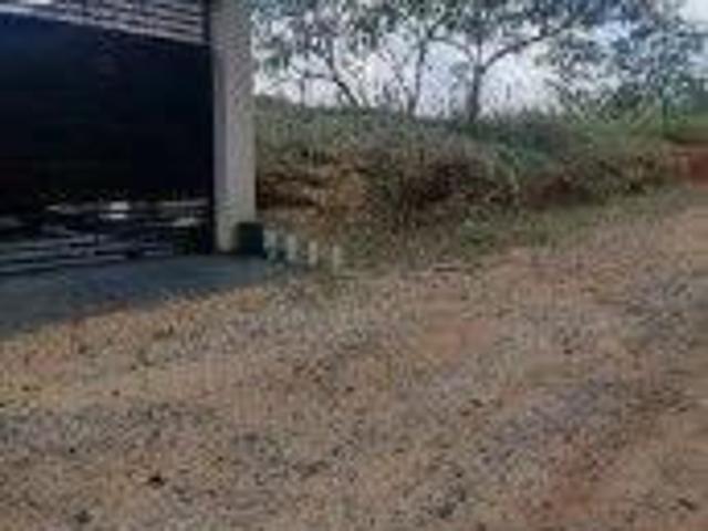 Chácara com 3 dormitórios à venda, 1320 m² por R$ 650.000,00 Caguaçu Sorocaba/SP