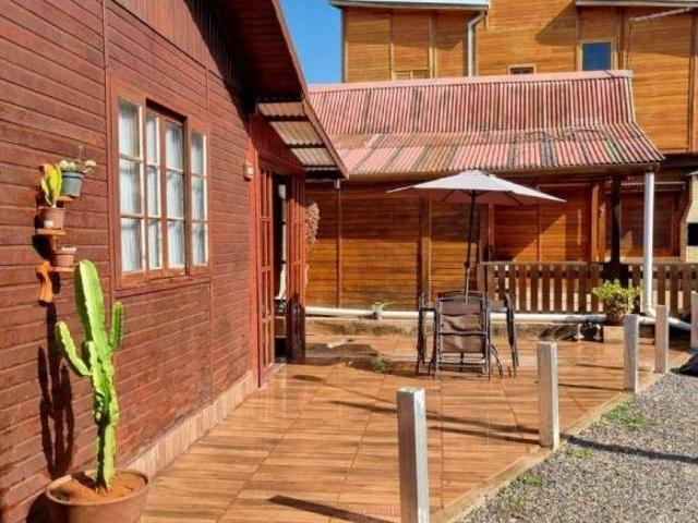 Chácara com 3 dormitórios à venda, 145 m² por R$ 350.000,00 Rio Abaixo Atibaia/SP