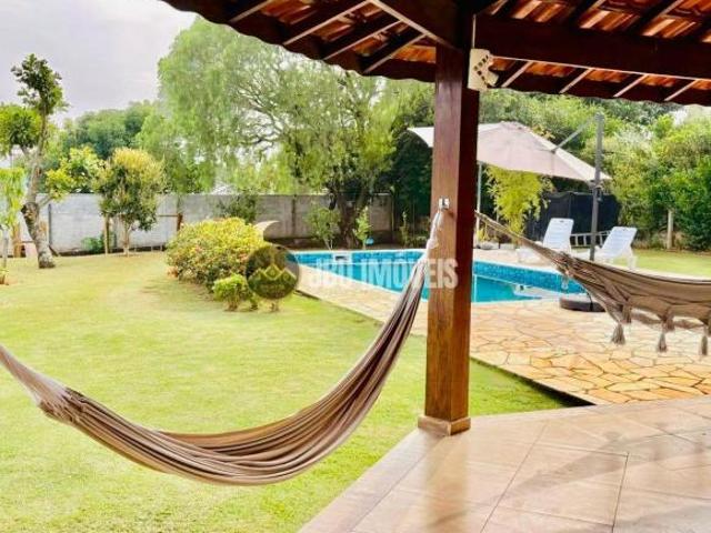 Chácara com 3 dormitórios à venda, 161m² por R$ 997.000 Condomínio Green Ville 1