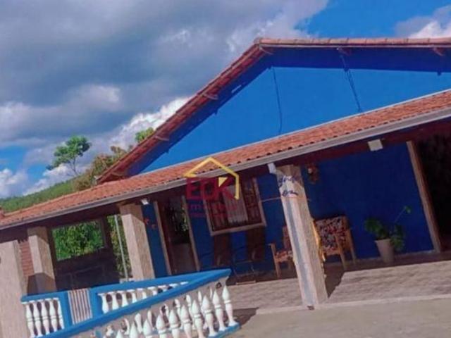 Chácara com 3 dormitórios à venda, 1860 m² por R$ 800.000 Vila Velha II Taubaté/SP