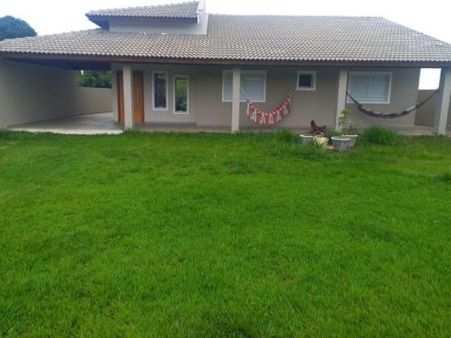Chácara com 3 dormitórios à venda, 208m² por R$ 1.380.000 Condomínio Vitassay B