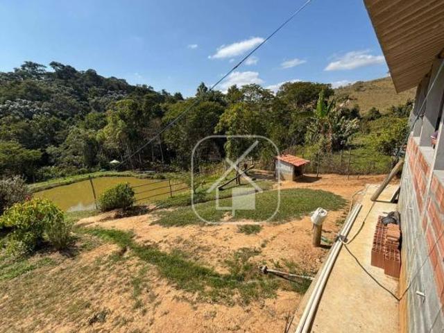 Chácara com 3 dormitórios à venda, 20000 m² por R$ 1.200.000,00 Lagoa Nova Guararema/SP