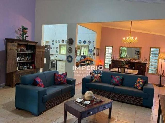 Chácara com 3 dormitórios à venda, 230 m² por R$ 2.300.000,00 Monte Carlo Guapiaçu/SP