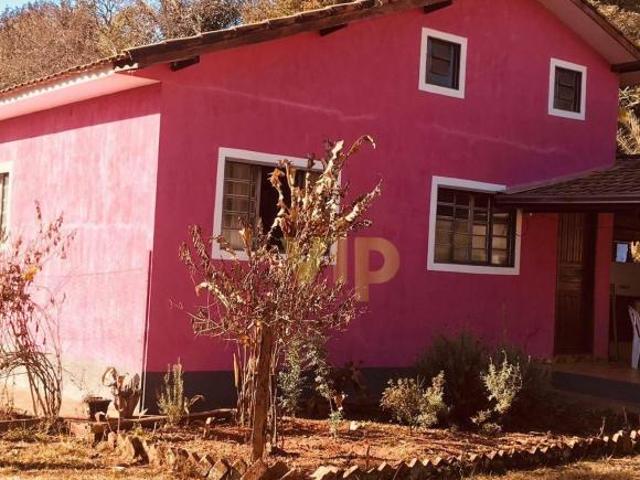 Chácara com 3 dormitórios à venda, 2400 m² por R$ 350.000,00 Coutinhos Pouso Alegre/MG