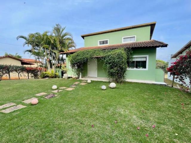 Chácara com 3 dormitórios à venda, 240m² por R$ 1.060.000 Condomínio Nova Rheata