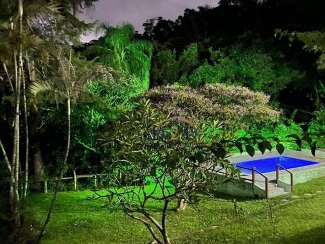 Chácara com 3 dormitórios à venda, 2500 m² por R$ 1.100.000,00 Portão Atibaia/SP
