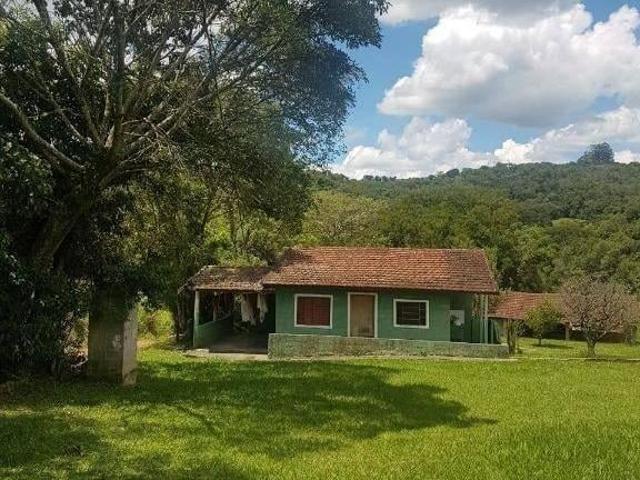 Chácara com 3 dormitórios à venda, 2600 m² por R$ 750.000,00 Maracanã Jarinu/SP