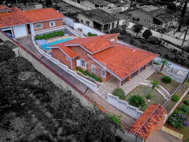 Chácara com 3 dormitórios à venda, 272 m² por R$ 780.000, Vale do Atibaia I, Canedos, Piracaia/SP