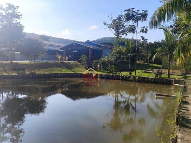 Chácara com 3 dormitórios à venda, 2800 m² por R$ 1.400.000,00 Bom Sucesso Pindamonhangaba/SP