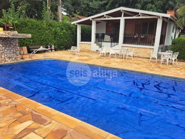 Chácara com 3 dormitórios à venda, 2.100m² por R$ 1.690.000,00 Monte Carlo.