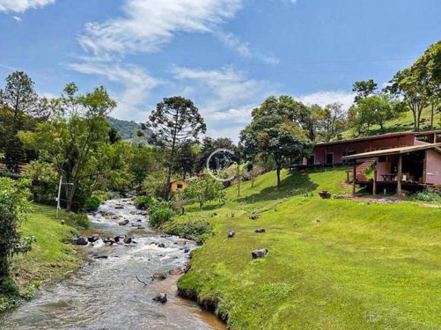 Chácara com 3 dormitórios à venda, 3000 m² por R$ 1.830.000,00 Ponte Nova Sapucaí Mirim/MG