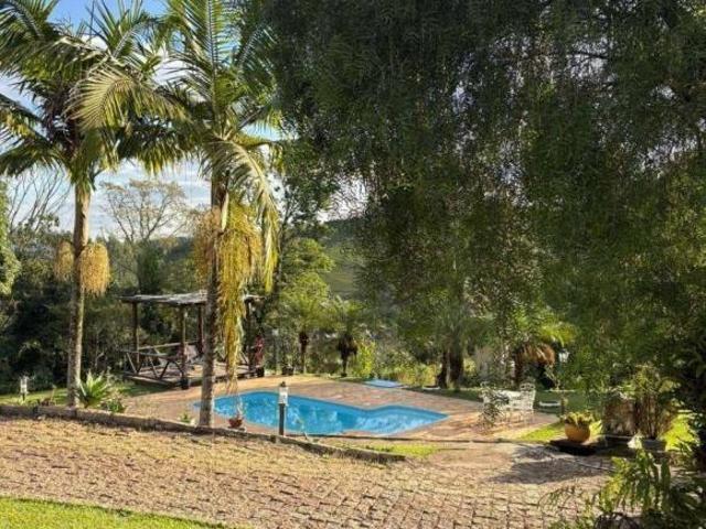 Chácara com 3 dormitórios à venda, 3200 m² por R$ 1.100.000,00 Roseira Jundiaí/SP