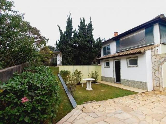 Chácara com 3 dormitórios à venda, 335 m² por R$ 830.000 Ville Saint James I