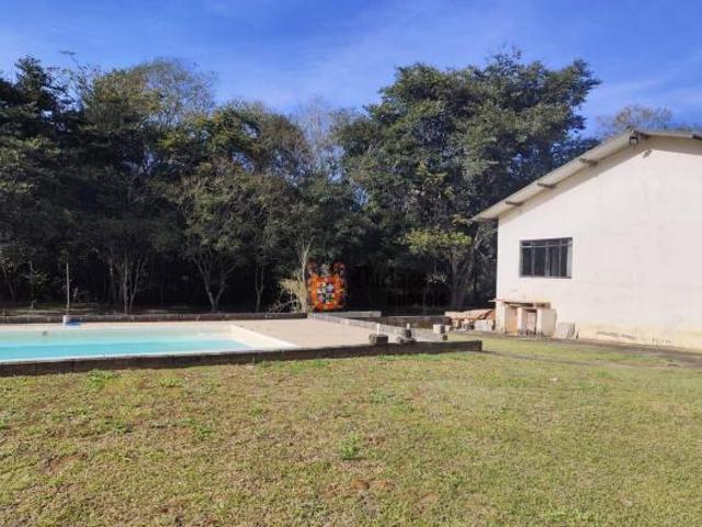 Chácara com 3 dormitórios à venda, 3700 m² por R$ 694.000,00 Bairro do Barreiro Extrema/MG