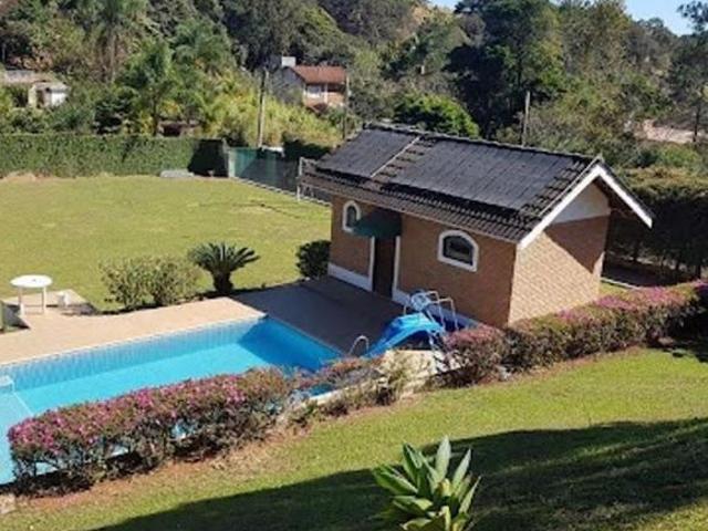 Chácara com 3 dormitórios à venda, 4000 m² por R$ 1.600.000,00 Jardim Estância Brasil Atibaia/SP