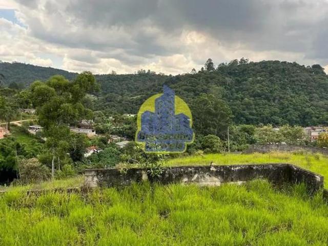 Chácara com 3 dormitórios à venda, 4400 m² por R$ 1.200.000 Chácaras Monte Serrat Itapevi/SP