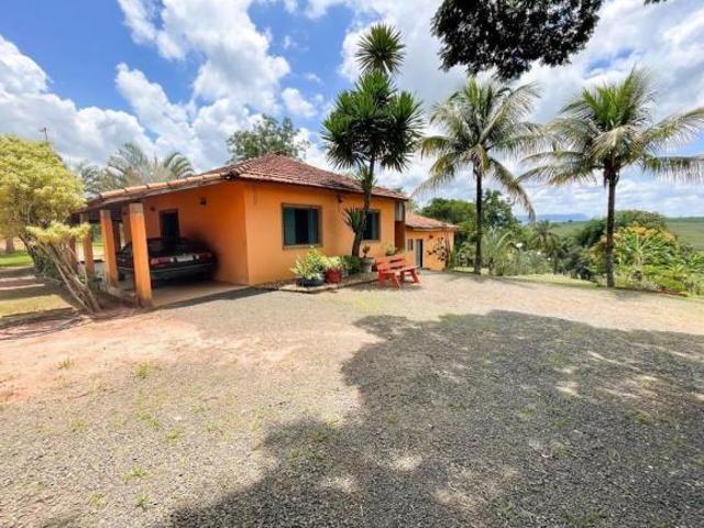 Chácara com 3 dormitórios à venda, 5040 m² por R$ 800.000,00 Estância Prainha São Pedro/SP