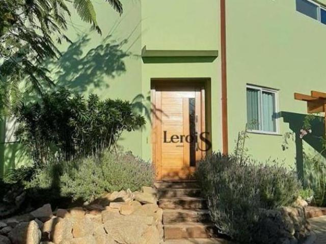 Chácara com 3 dormitórios à venda, 500 m² por R$ 800.000,00 Caguaçu Sorocaba/SP