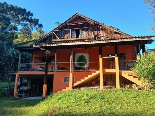 Chácara com 3 dormitórios à venda, 5200 m² por R$ 700.000,00 Baú São Bento do Sapucaí/SP