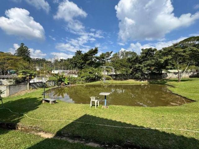 Chácara com 3 dormitórios à venda, 6065 m² por R$ 2.650.000,00 Jardim Estância Brasil Atibaia/SP