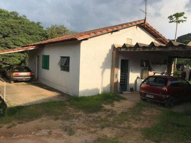 Chácara com 3 dormitórios à venda, 8000 m² por R$ 600.000,00 Brigadeiro Tobias Sorocaba/SP