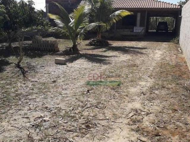 Chácara com 3 dormitórios à venda, 810 m² por R$ 508.000,00 Pinheirinho Taubaté/SP