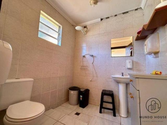 Chácara com 3 dormitórios sendo 1 suíte