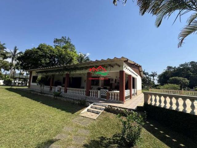 Chácara com 3 dorms, Centro, Peruíbe R$ 1.6 mi, Cod: 1032