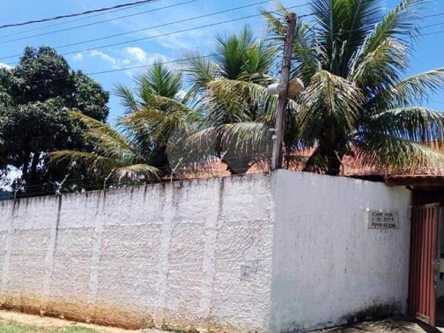 Chácara com 3 quartos à venda em Terras de santa carolina ii SP