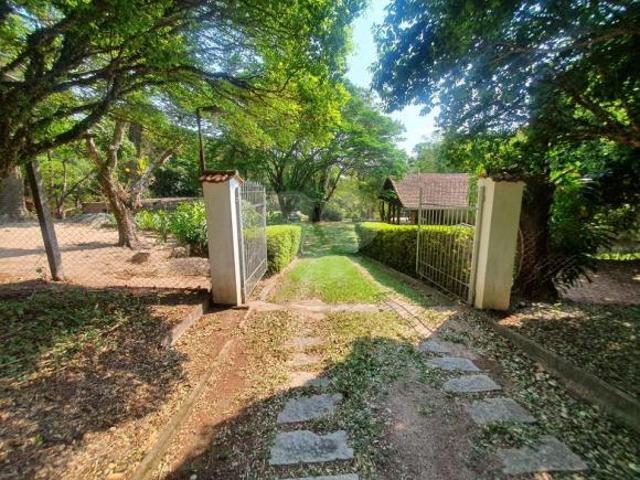 Chácara com 3 quartos à venda em Chácaras alpina SP