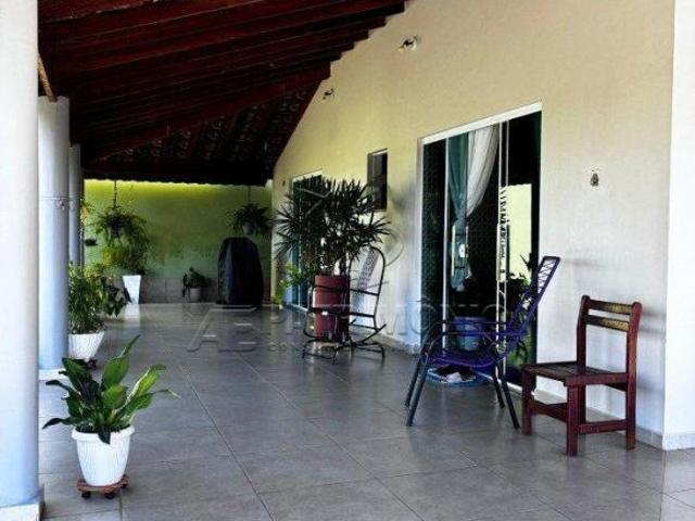 CHACARA COM 3 QUARTOS Ana Maria