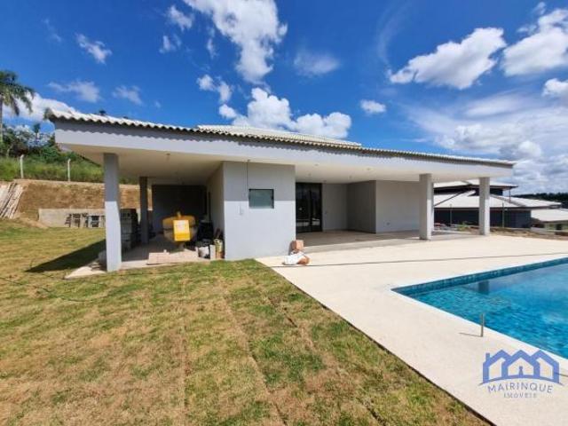 Chácara com 3 Quartos e 4 banheiros à Venda, 1.000 m² por R$ 1.550.000 Cód. ch2617