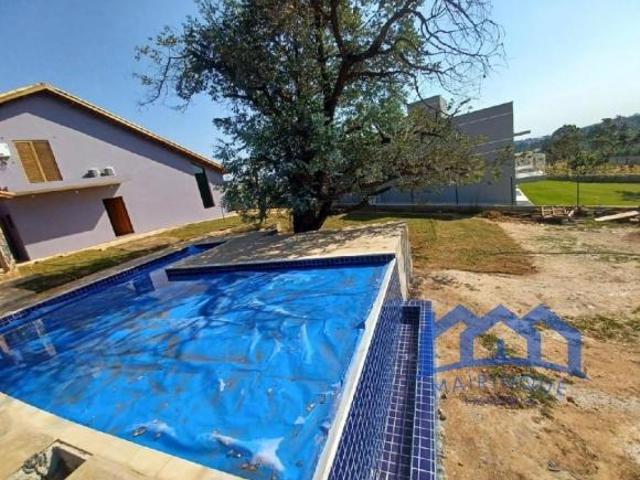 Chácara com 3 Quartos e 4 banheiros à Venda, 1.000 m² por R$ 1.100.000 Cód. ch420